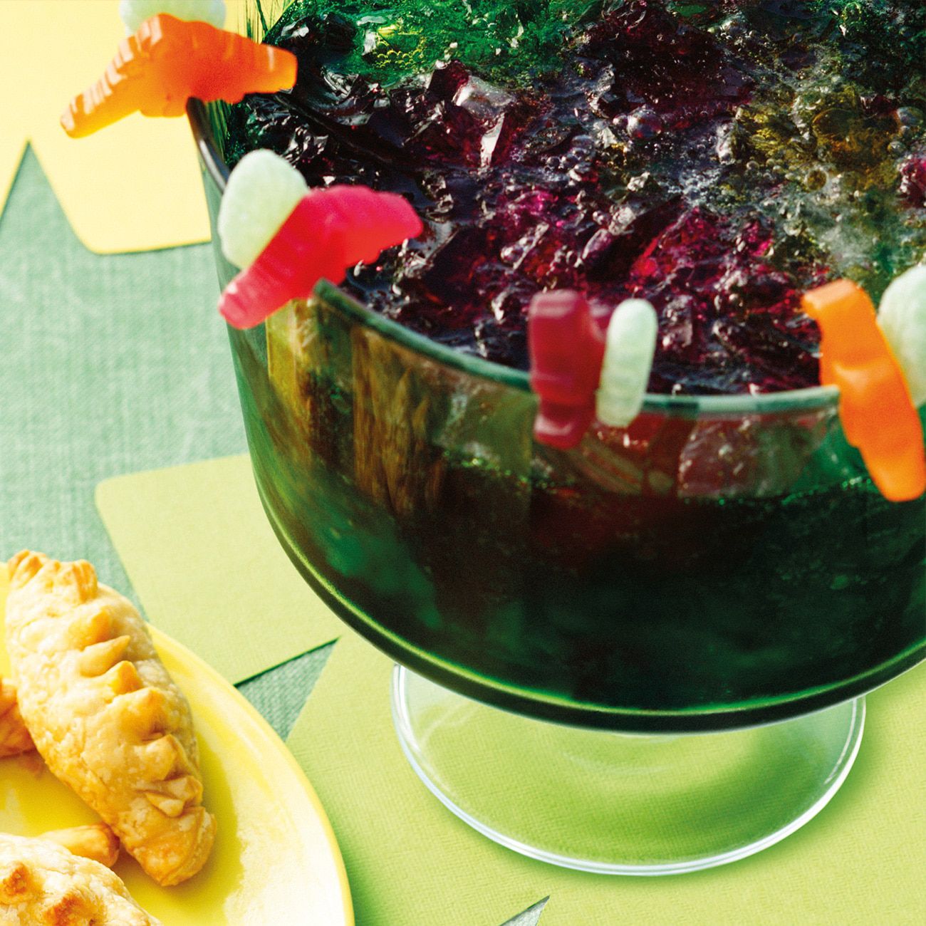 Slimy Swamp Drink Recipe | Woolworths