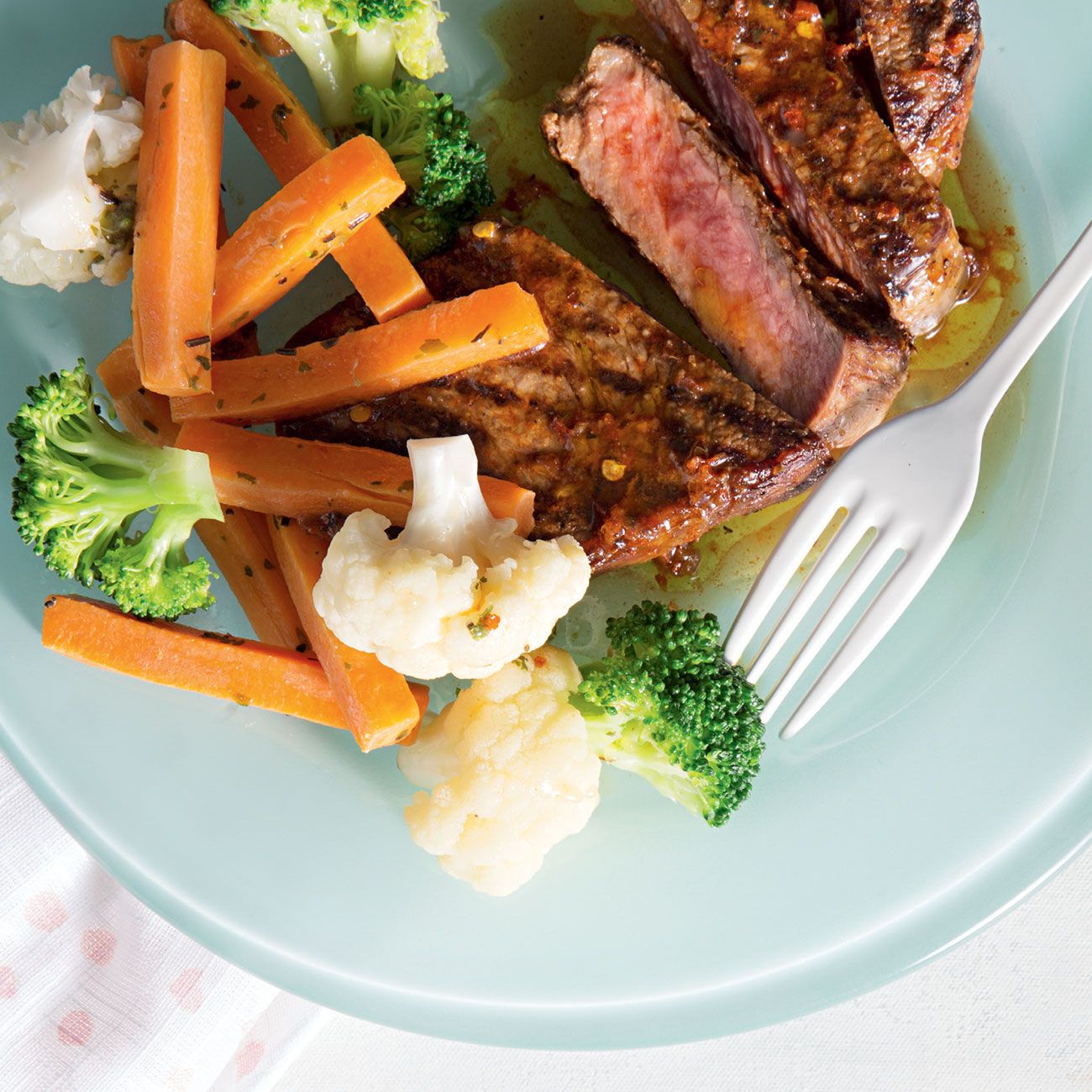 Spanish Steaks With Steamed Vegetables Recipe | Woolworths