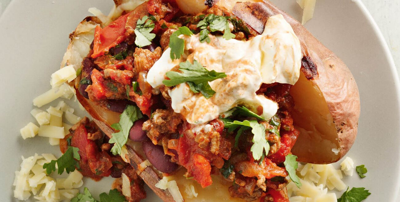 Jacket Potatoes With Chilli Beef Recipe | Woolworths