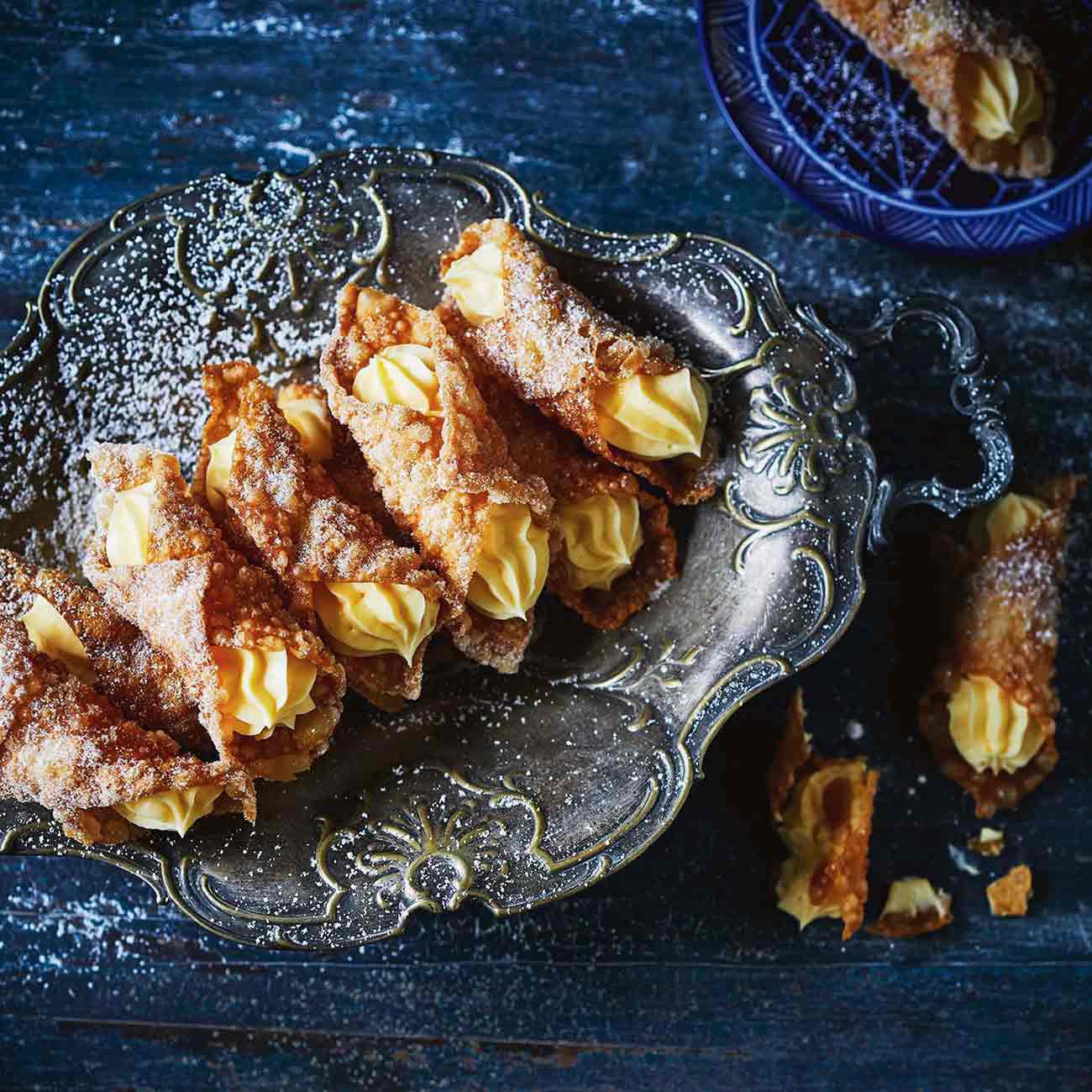 Custard-Filled Cannoli Recipe | Woolworths