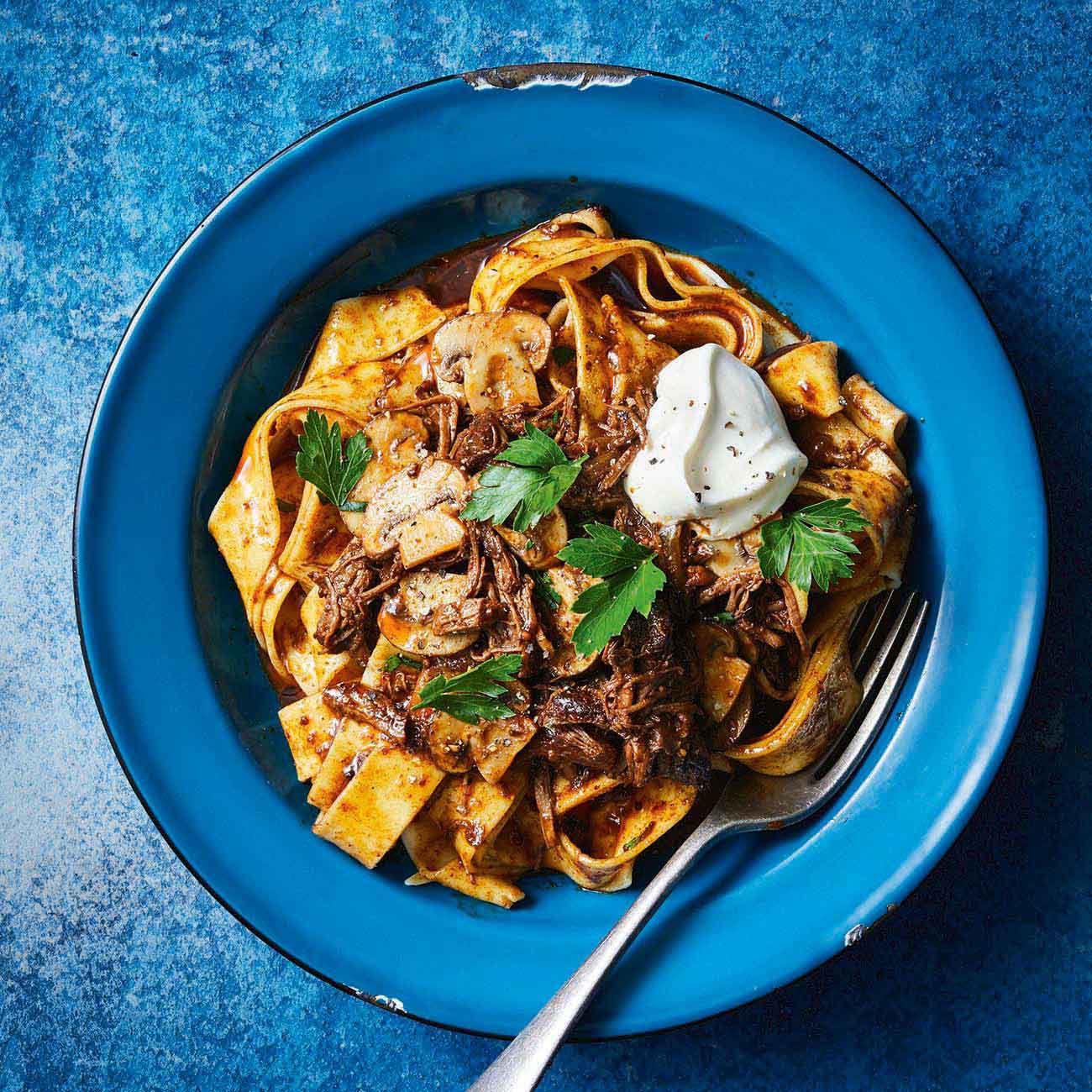 34 best slow-cooking recipes for a chilly night | Woolworths