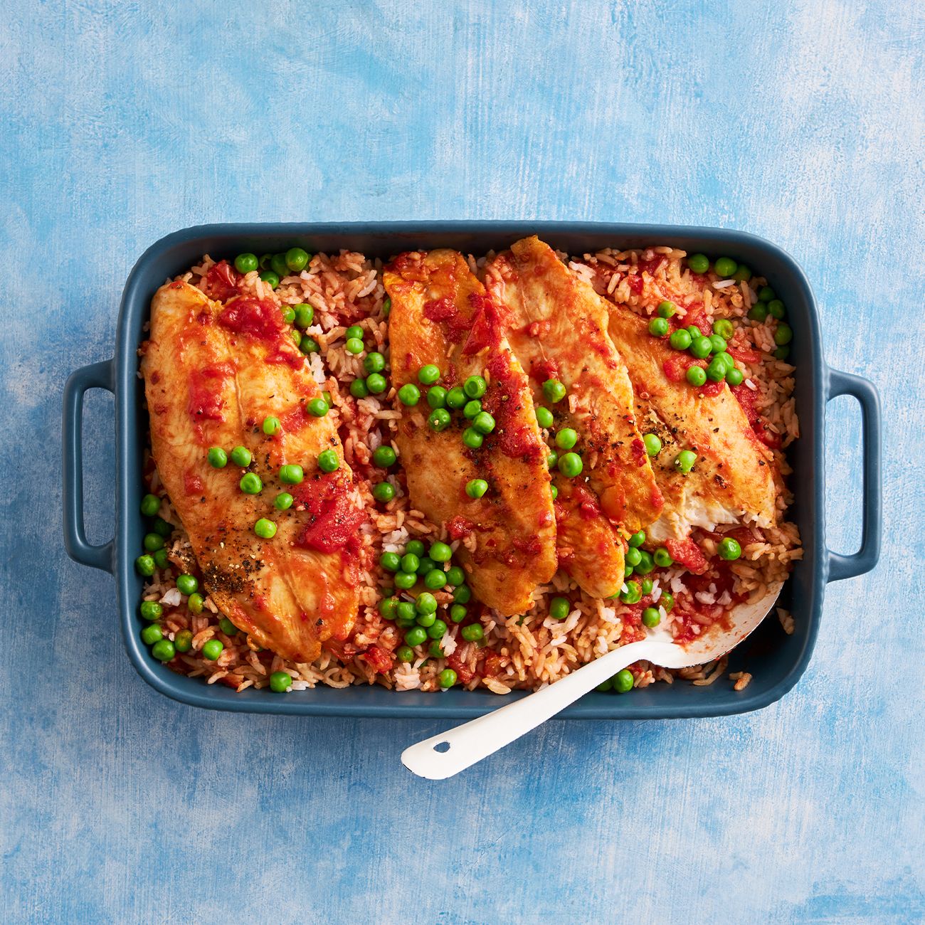 One-pan Chilli Fish with Rice & Peas Recipe | Woolworths