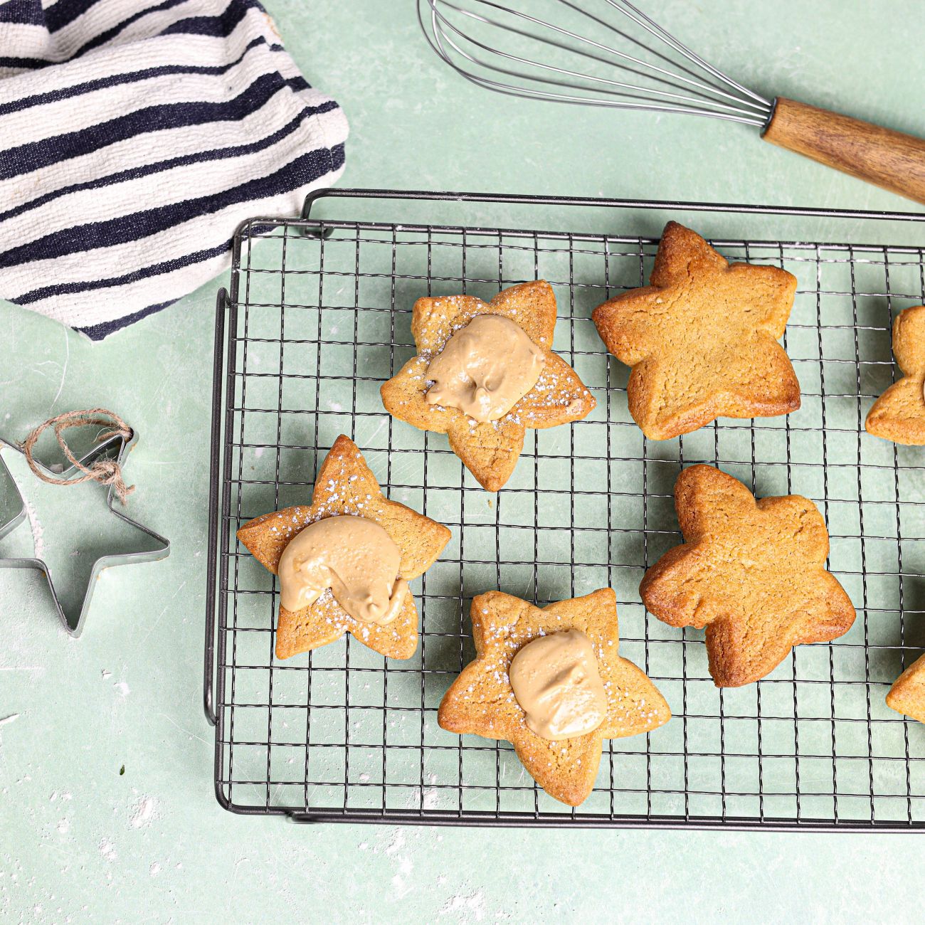 Gingerbread Cookies with Caramel Icing Recipe | Woolworths