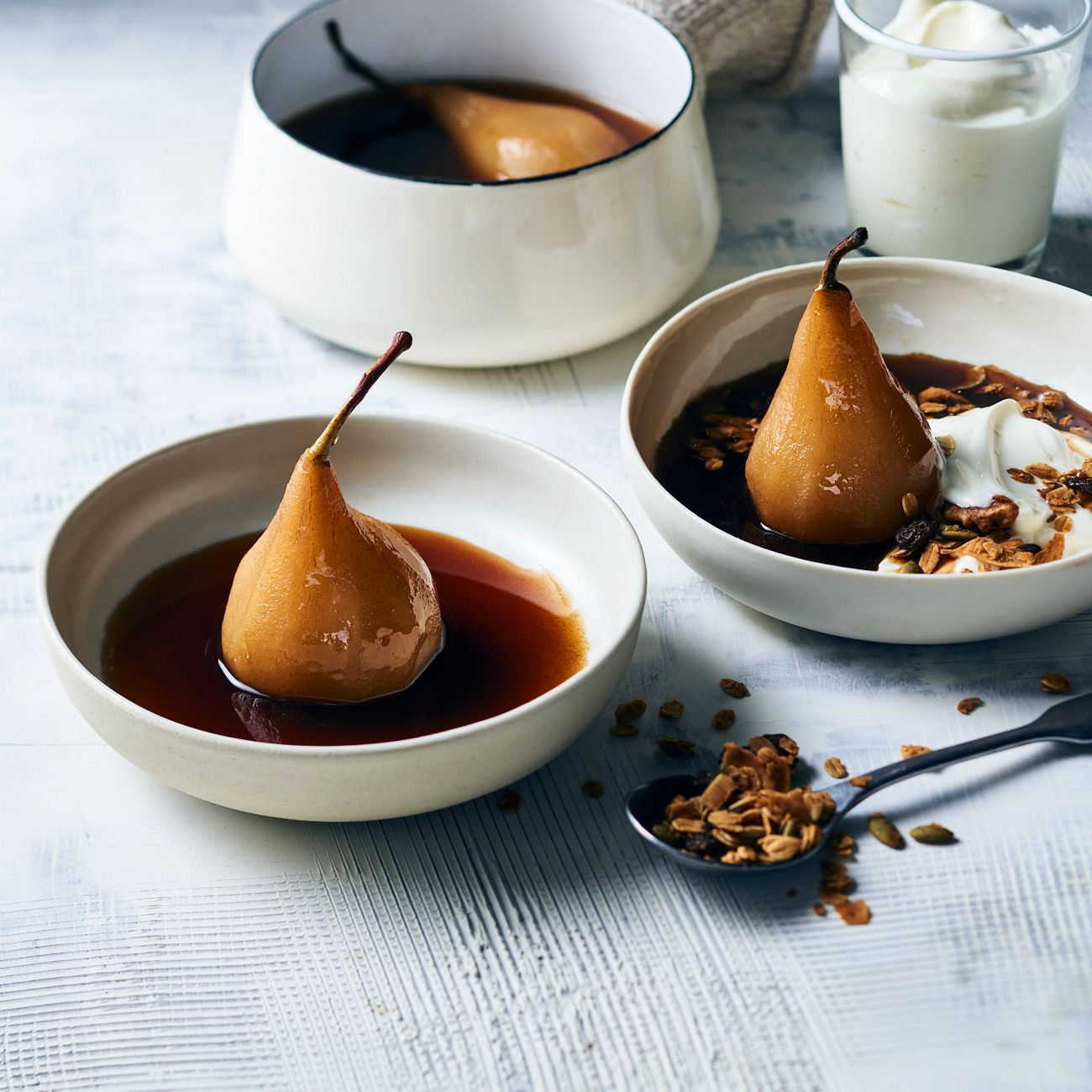 Honey & chai poached pears with granola crumble Recipe | Woolworths