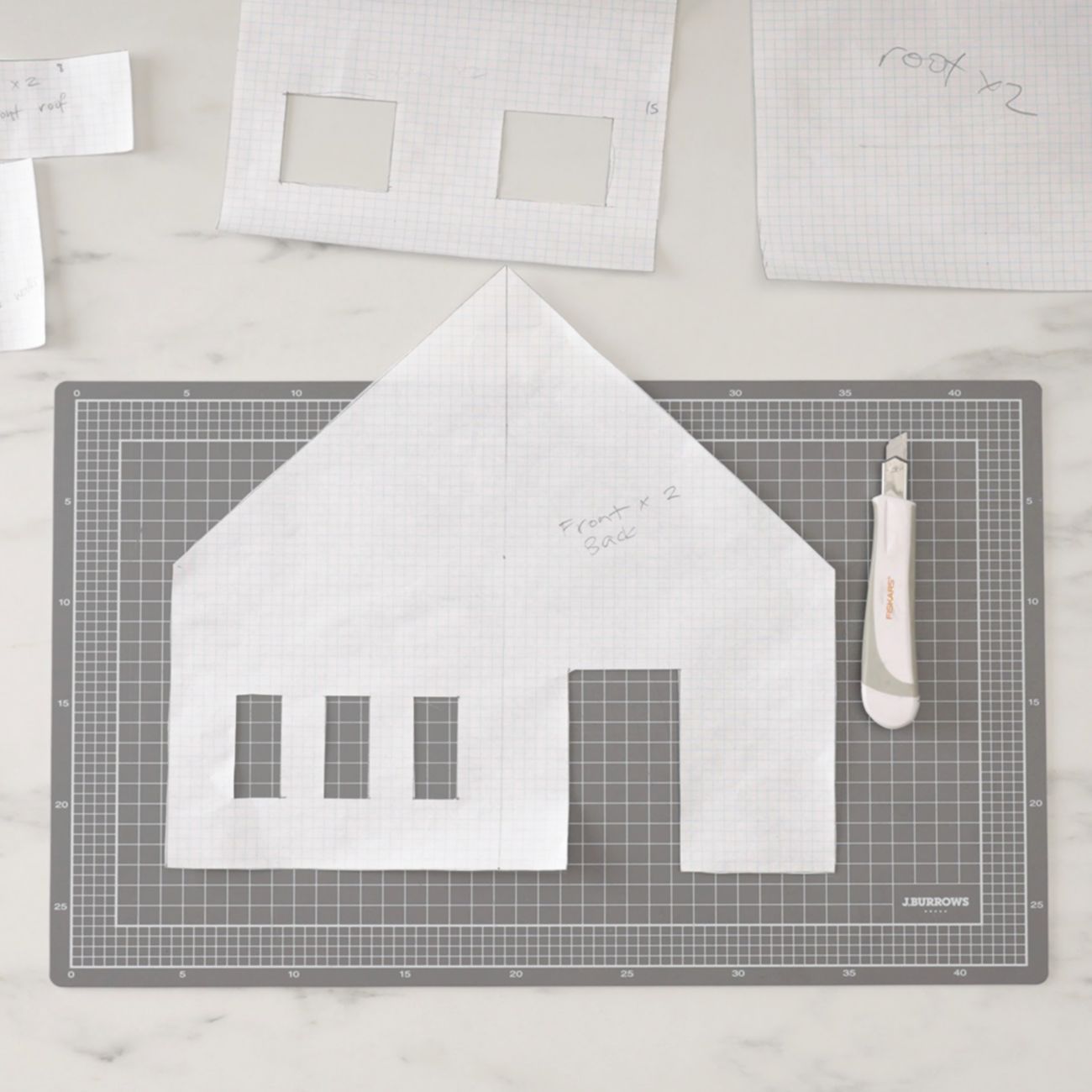 How to design a gingerbread house | Woolworths