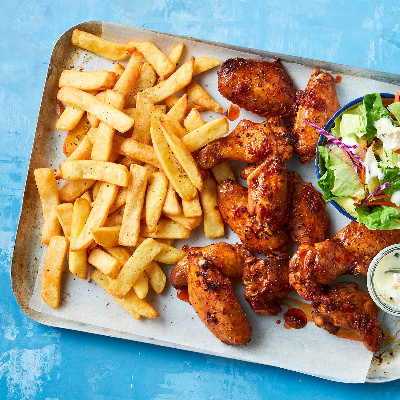 Buffalo Wings with Blue Cheese Dip & Chips Recipe | Woolworths