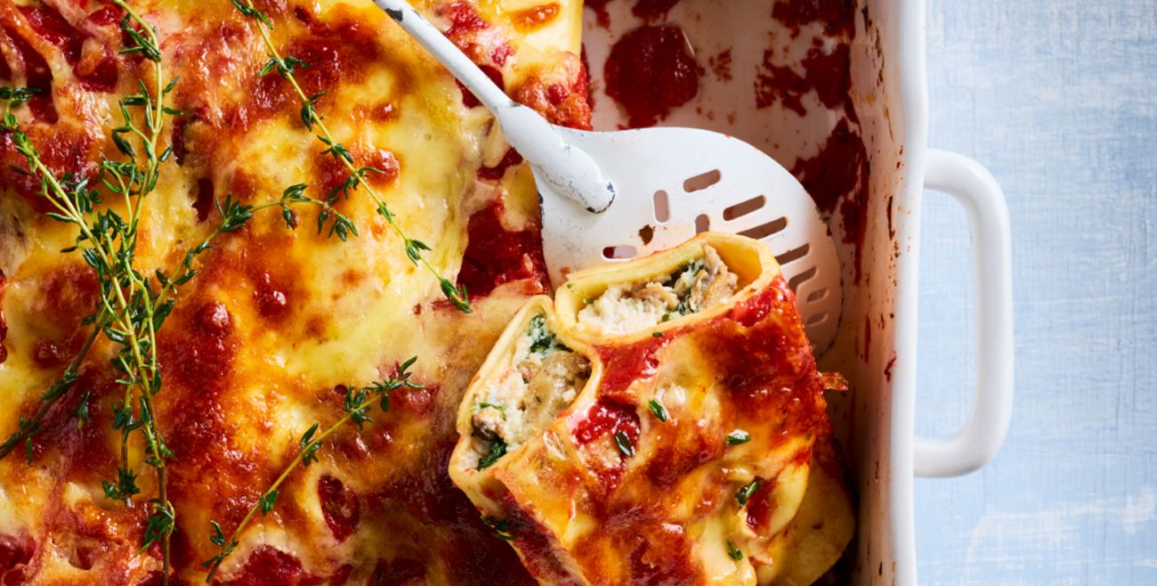 Chicken Spinach Lasagna Roll Ups