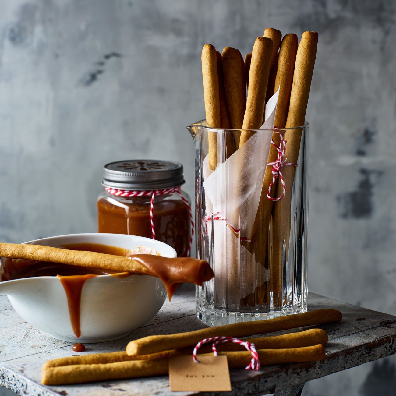 Gingerbread sticks with caramelised sauce Recipe | Woolworths